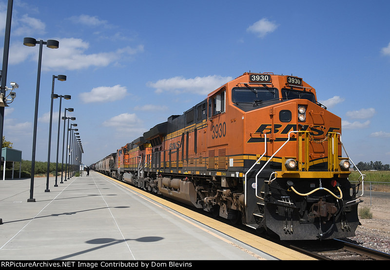BNSF 3930